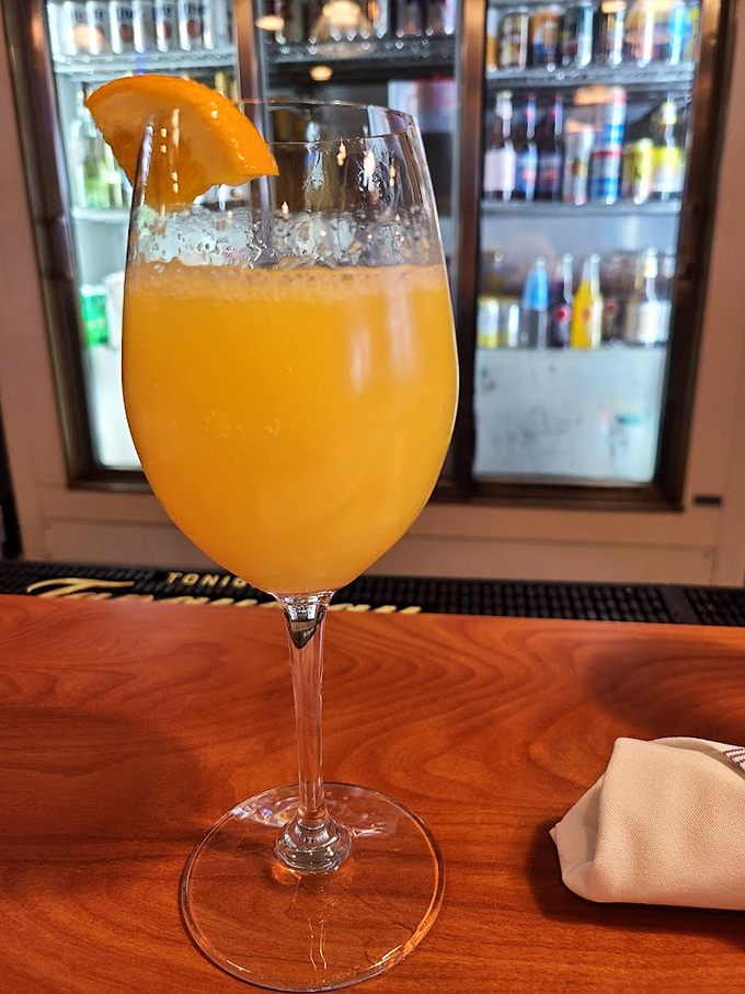 A proper mimosa: sunshine in a glass with just enough sparkle to make a Tuesday morning feel like a celebration. Weekend vibes, no matter what day it is.