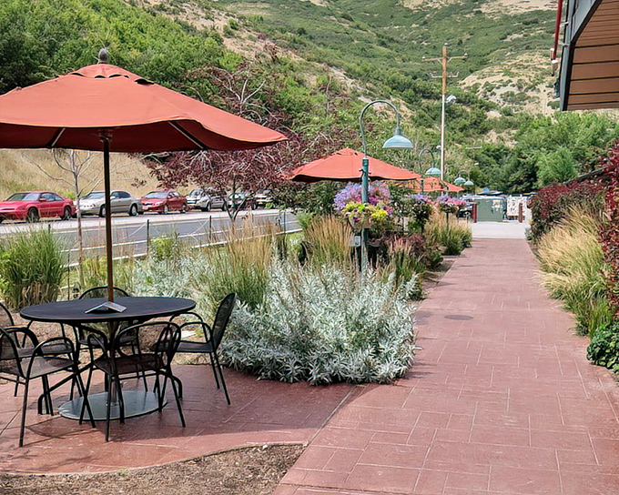 The patio at Ruth's: where canyon breezes enhance every bite. Mother Nature clearly understands the importance of proper dining ambiance.