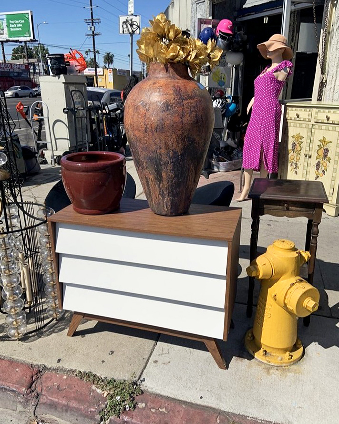 Sidewalk treasures bask in California sunshine, where mid-century dressers and statement vases tempt passersby with their second-act potential.