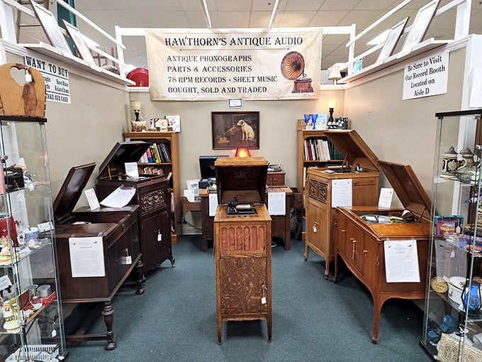 Hawthorn's Antique Audio booth&mdash;where phonographs and gramophones remind us that music was magical long before Bluetooth.