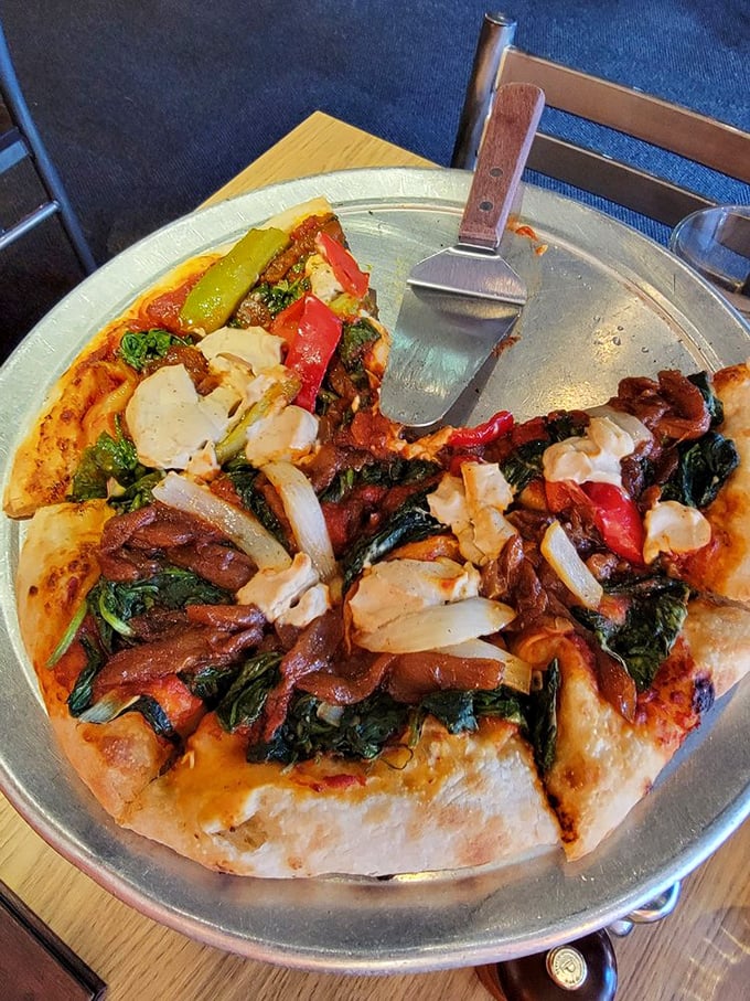 Pizza perfection that would make even the most stubborn New Yorker admit Ohio knows what's up.