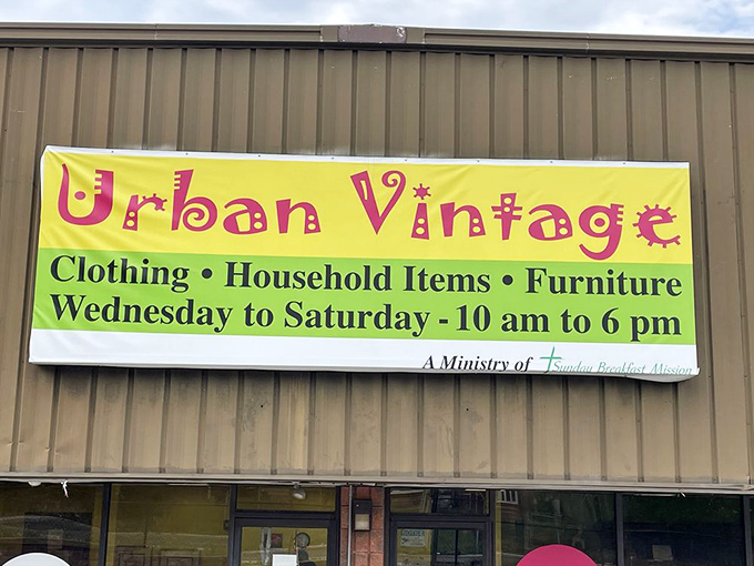 The sign says it all &ndash; Wednesday through Saturday, your wallet gets to breathe easy.