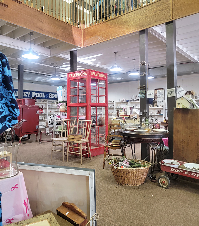 That red telephone booth stands ready for Superman emergencies or just really nostalgic Instagram photo opportunities.