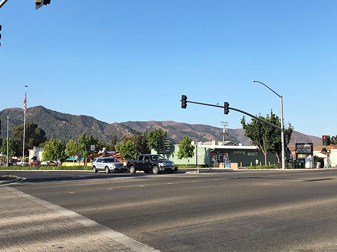 Buellton's small-town streetscape might not look fancy, but it's the gateway to some of California's most beautiful wine country.