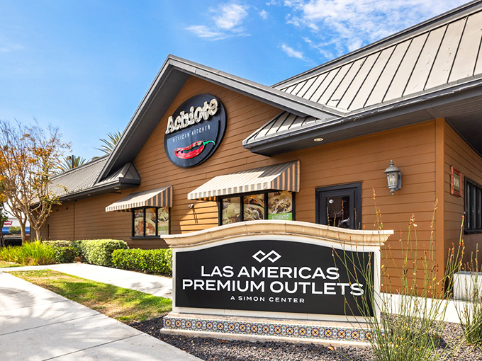 Las Americas' restaurant row offers the perfect pit stop between shopping sprees. Nothing fuels bargain hunting like a good meal!