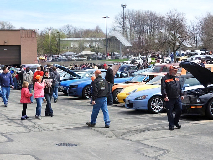 Maggie Valley's main strip celebrates mountain culture with attractions that honor Appalachian heritage and traditions.