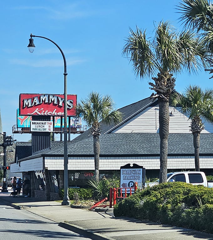 Palm trees and pancakes - Mammy's Kitchen brings beach vibes to your breakfast plate in Myrtle Beach.