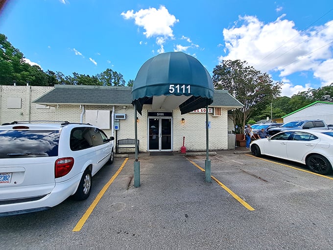 That red barn logo tells you everything: real farm food served with genuine care.