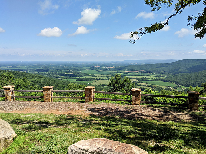 Mountain plateau living offers elevated views and down-to-earth prices in perfect Tennessee harmony.