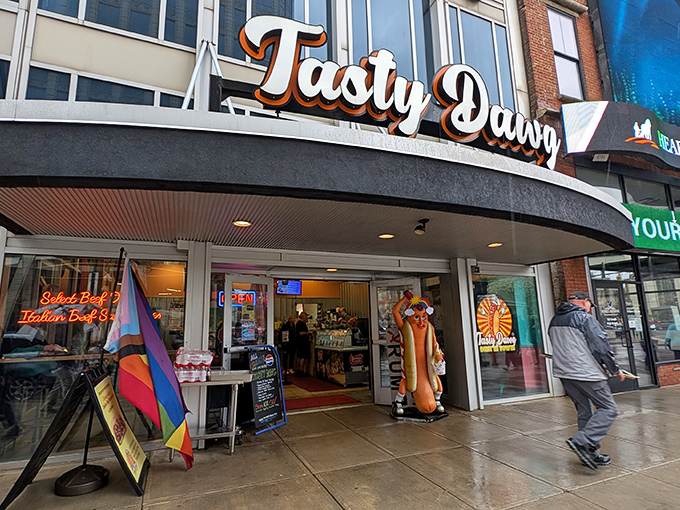 Tasty Dawg brings downtown sophistication to the humble hot dog with style that actually delivers substance.