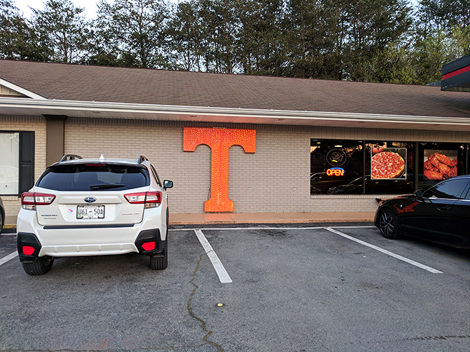 That giant orange "T" isn't just Tennessee pride&mdash;it's a landmark for pizza lovers. Follow the T to taste sensation.