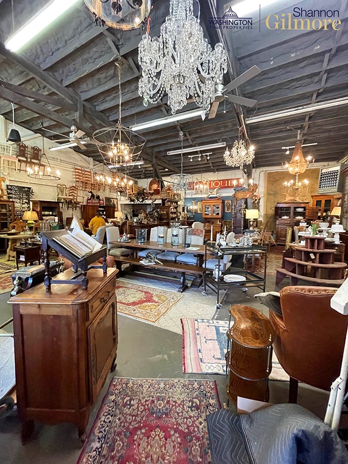 Crystal chandeliers and wooden treasures – where industrial meets elegant in a symphony of vintage splendor.