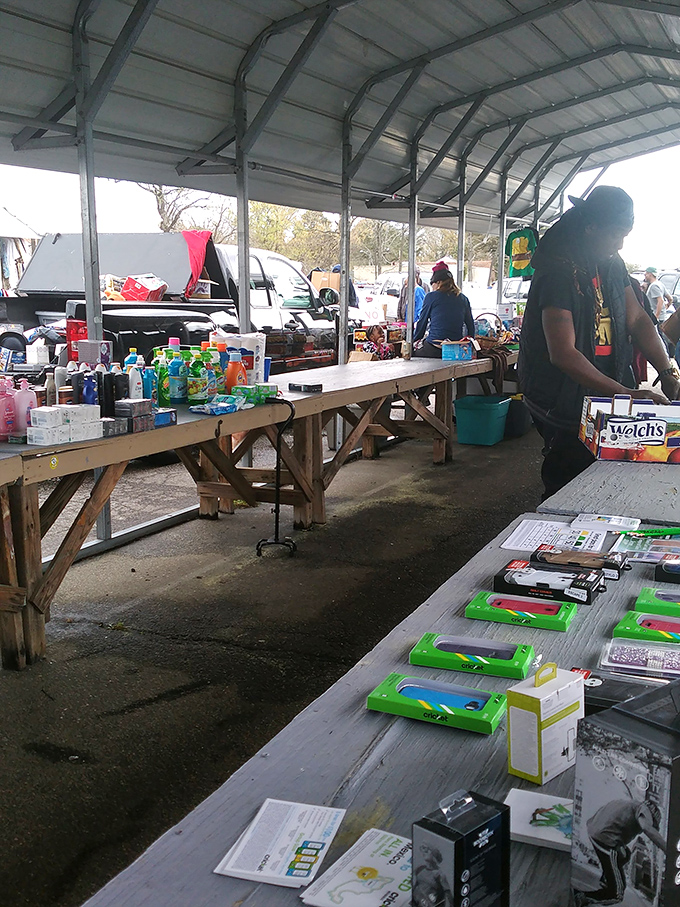 Professional layout meets flea market prices - it's like finding a unicorn that saves you money. 