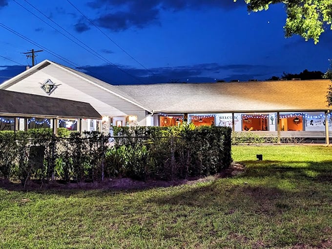 Where wagon wheels meet T-bones, and your plate looks like it could feed a cowboy crew. 
