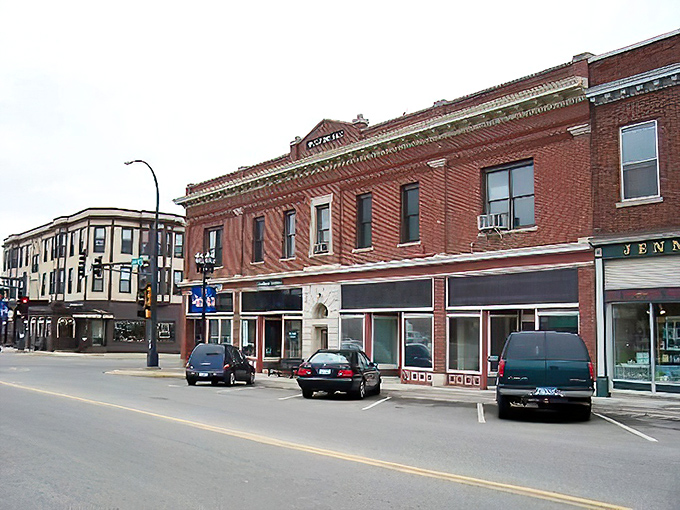 Red brick, blue skies, and black-ink budgets! Grand Rapids offers living where Social Security checks last.