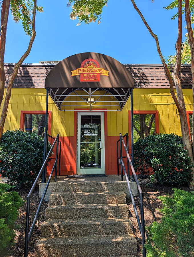 Bright yellow and red means one thing - this place takes its barbecue as seriously as fun.