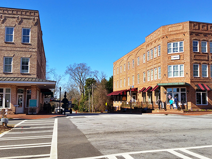 The heart of Senoia offers a perfect blend of historic preservation and modern vitality. Those buildings have starred in more productions than most Hollywood actors!