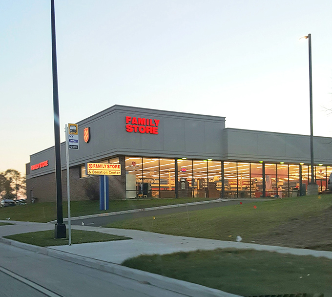 That clean, modern look means organized shopping where you can actually see what you're buying.