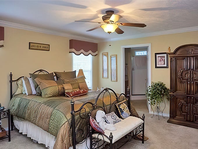 Master bedrooms that feel like sanctuaries. Plenty of space for that bed frame your kids called "too ornate" but you knew was perfectly dignified.