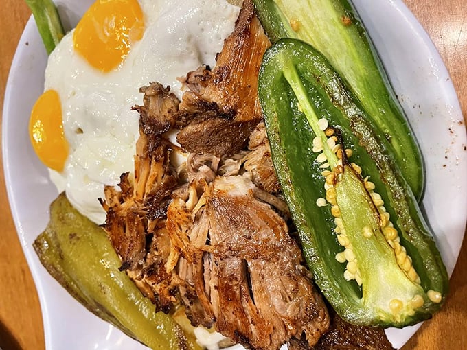 The breakfast skillet sizzles like a Motown hit, with carnitas playing lead vocals and eggs on backup.