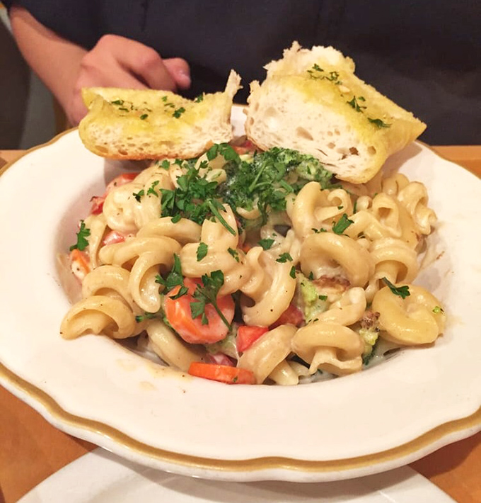 This creamy pasta dish proves that comfort food doesn't need a permission slip from the dairy industry to make you feel all warm and fuzzy inside.