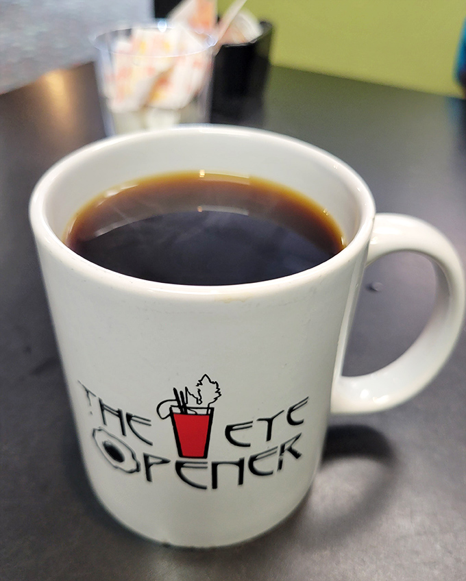 The coffee comes in mugs emblazoned with the restaurant's logo&mdash;because ordinary cups simply won't do for this extraordinary brew.