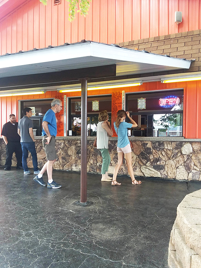 The time-honored tradition of waiting in line at Jaenicke's &ndash; where anticipation is just the first course in a meal of simple pleasures.