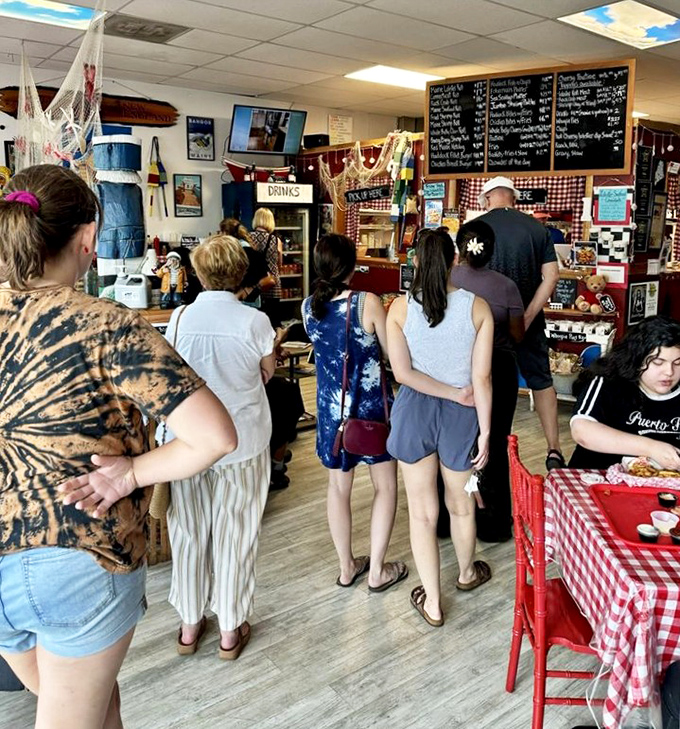 The line forms for good reason. These folks know that patience is the price you pay for lobster perfection.