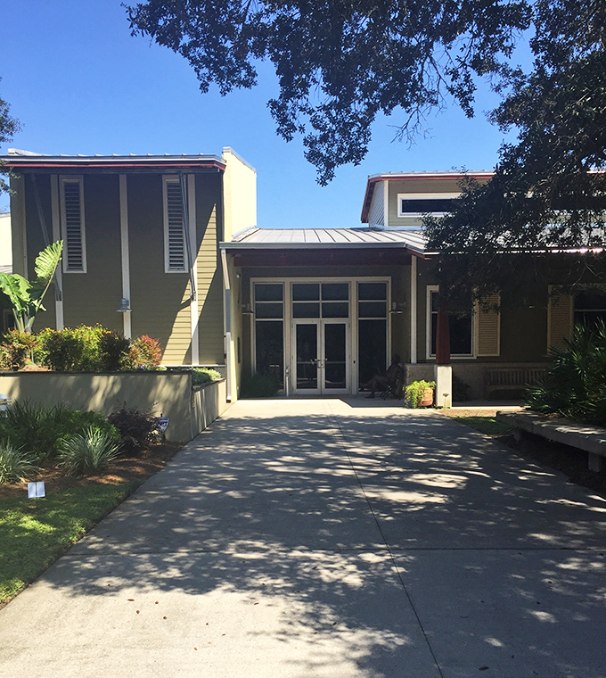 Destin's library offers a different kind of escape&mdash;one where you can travel anywhere without getting sand in uncomfortable places. 