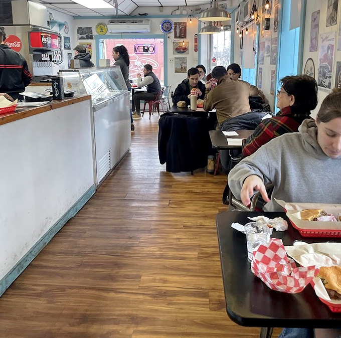 The dining room buzzes with the happy sounds of people experiencing burger euphoria&mdash;a universal language we all understand.
