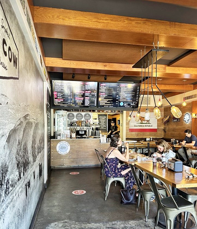 The dining room fills with converts and regulars, all united in their appreciation for smoke and sauce done right.