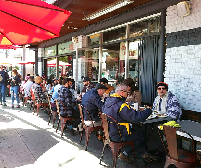 The outdoor crowd proves that Angelenos will brave any weather for the right breakfast spot.