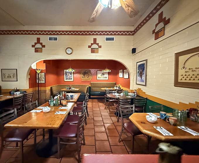 Terra cotta floors and Southwestern archways create the perfect backdrop for breakfast drama. Like dining in a Georgia O'Keeffe painting.