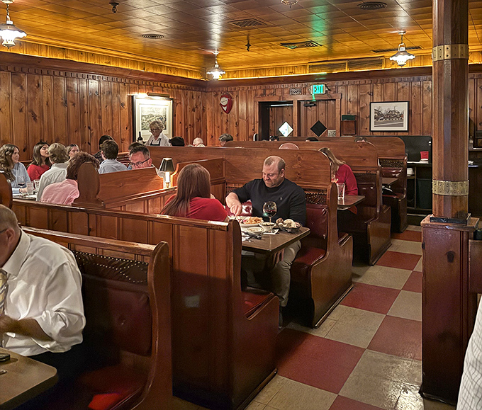 These wooden booths have witnessed first dates, business deals, and anniversary celebrations &ndash; if they could talk, they'd probably just say "order the ribeye."