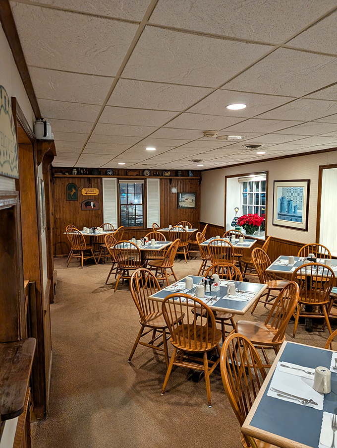 The dining room hums with conversation and silverware clinks – the soundtrack of a breakfast joint that's doing everything right.