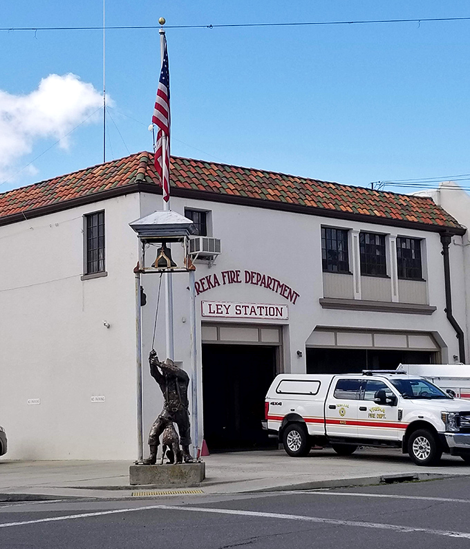 The Yreka Fire Department stands ready with a side of history. That firefighter statue isn't just decoration&mdash;it's a bronze thank-you to local heroes.