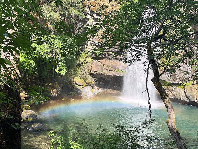 A waterfall that doesn't need Instagram filters&mdash;that emerald pool is showing off its natural color palette without digital assistance.