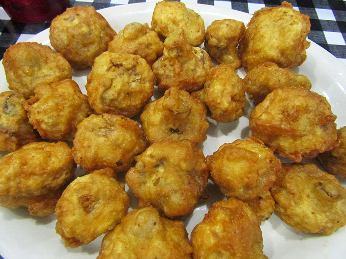 Golden fried mushrooms that pop with earthy goodness - proof that vegetables can be just as indulgent as dessert.