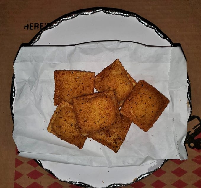 Fried ravioli – the appetizer that makes you wonder if you even need the pizza. (You do, but these make the wait worthwhile.)