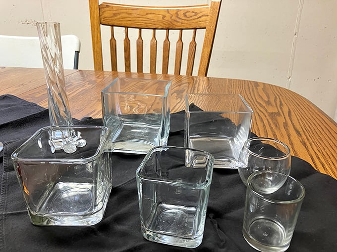 Crystal clear glassware waiting for its second act. These vessels have probably served everything from fancy cocktails to late-night orange juice.