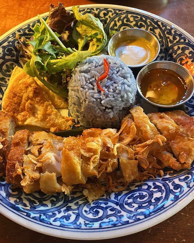 Hat Yai fried chicken that makes Colonel Sanders look like an amateur &ndash; that blue and white plate could be in a museum of delicious art.