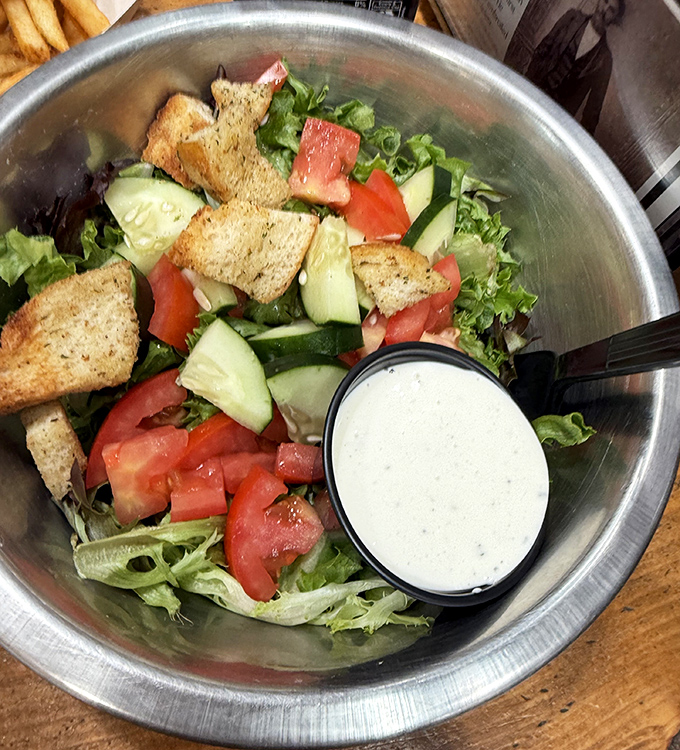 Even the house salad gets the royal treatment. Those homemade croutons didn't come from a bag&mdash;they came from someone who cares.