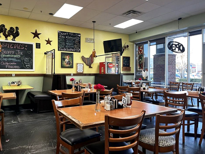 Country-chic meets comfort in this dining room where every rooster decoration seems to say, "You've made the right choice."