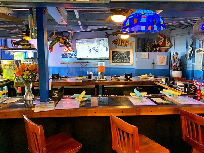 Blue walls and wooden tables create the perfect backdrop for seafood feasting. The nautical d&eacute;cor reminds you that fresh catches are just outside.