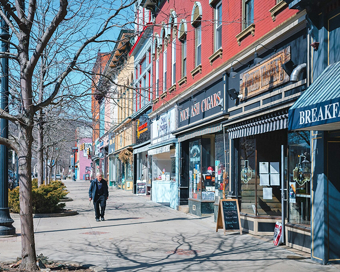 Pennsylvania Avenue showcases the kind of vibrant, walkable downtown that big cities spend millions trying to recreate &ndash; Warren just never lost it in the first place.
