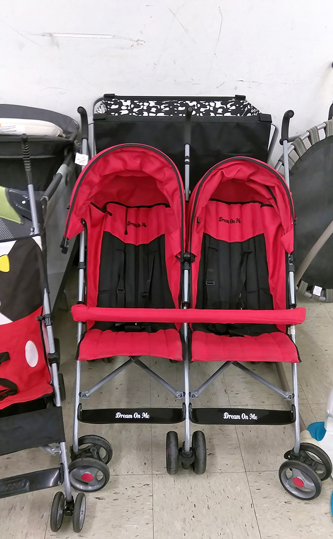Double stroller nirvana for parents of multiples. Because the only thing better than finding one baby transportation device is finding one built for two.