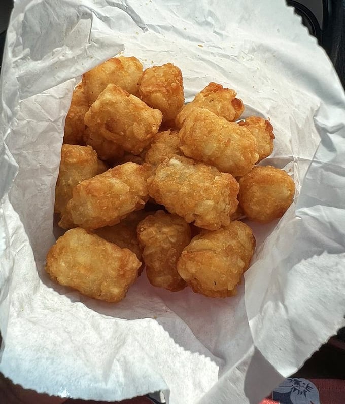 Tater tots – the childhood favorite that grew up but never lost its sense of fun. Crispy outside, fluffy inside, joy all around.