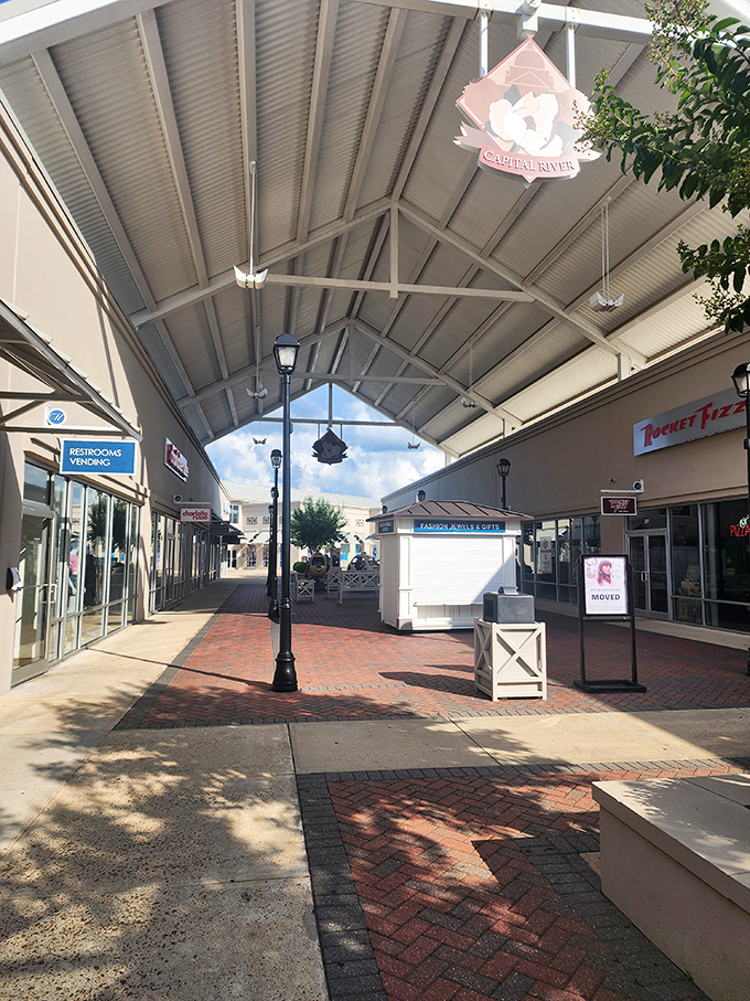 Cabernet River and Rocket Pizza&mdash;because serious shopping requires serious refueling in this tastefully designed food corridor.