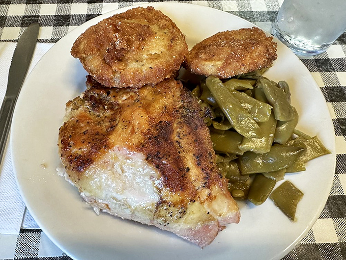 Baked chicken and green beans that would make your grandmother nod in approval while reaching for her recipe box.