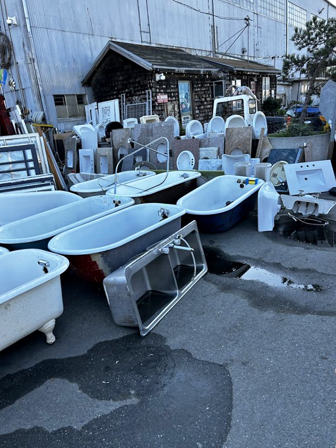The bathtub graveyard: where porcelain goes to be reborn. Somewhere, a claw-foot tub is calling your name.